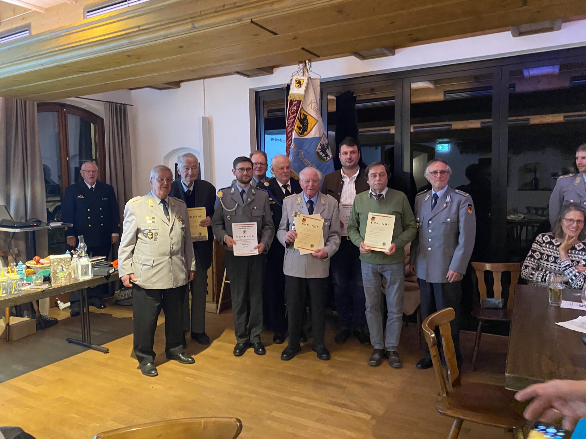 Jahresabschlussfeier 2022 | Reservistenkameradschaft Grafing-EbersbergReservistenkameradschaft ...